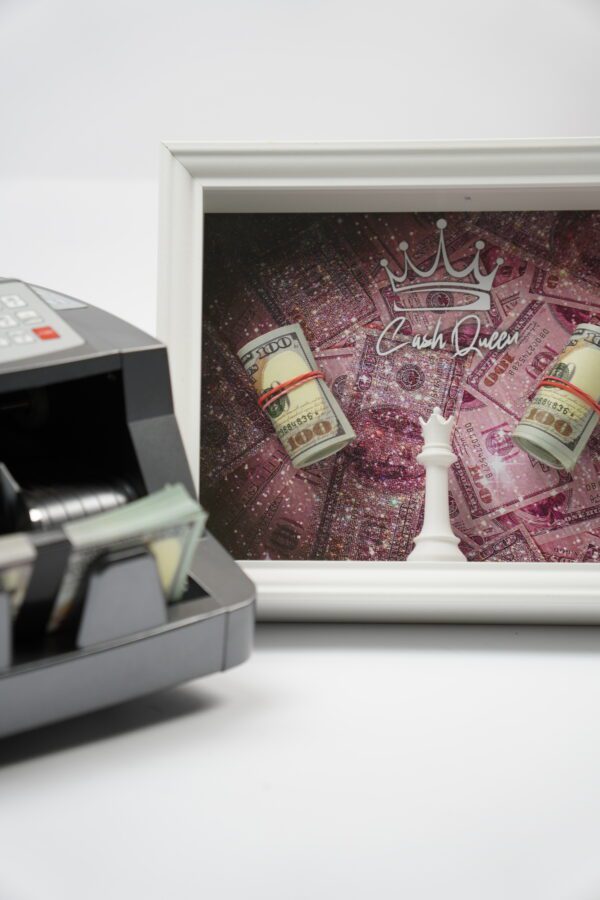 Cash Queen - Fortune Frames
